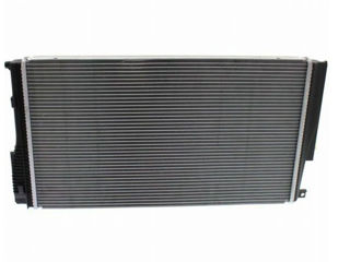 Радиатор охлаждения двигателя Bmw F30 2011-2020 17118672104