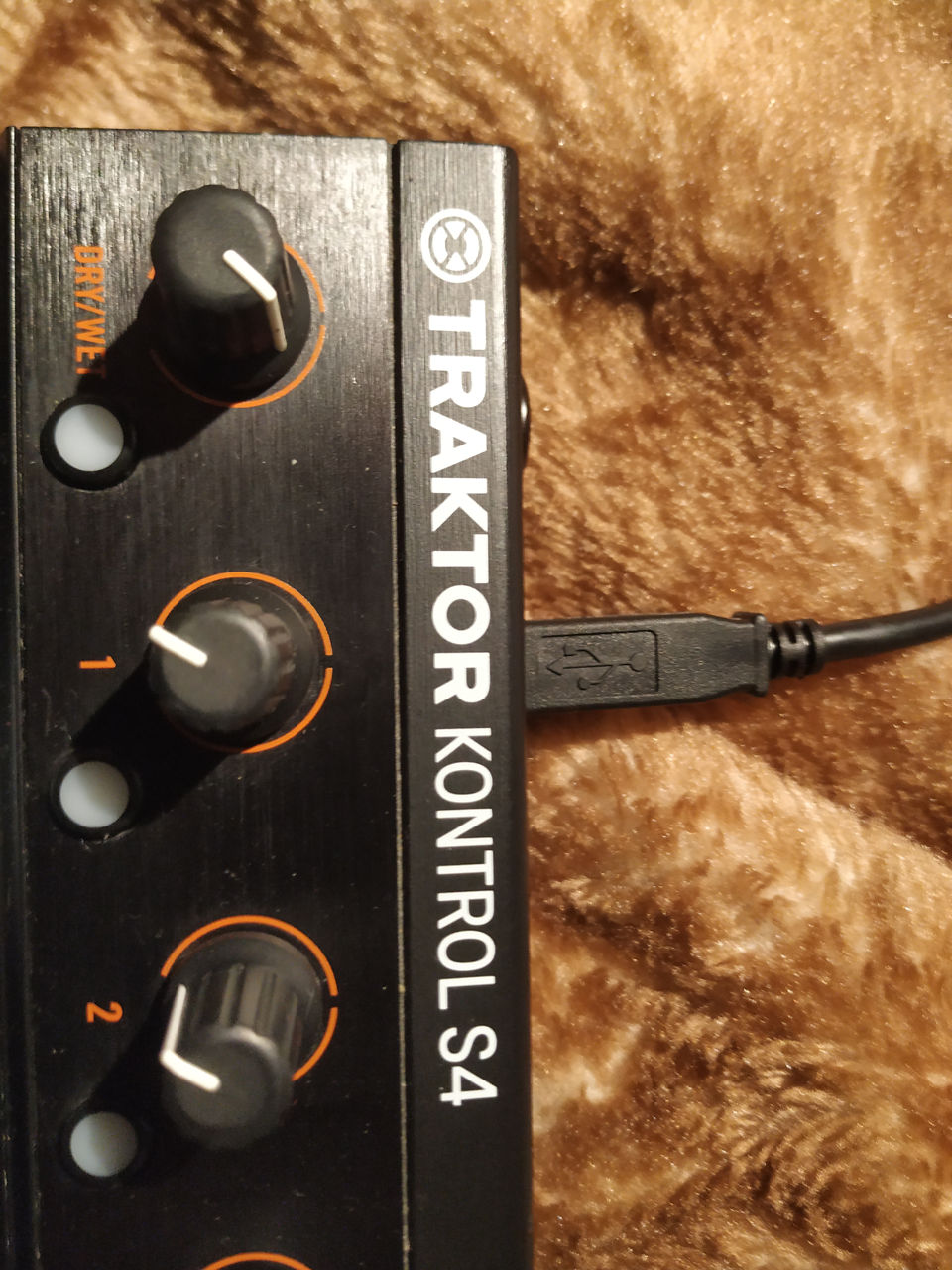 Traktor Control S4 MK2 DJ controller