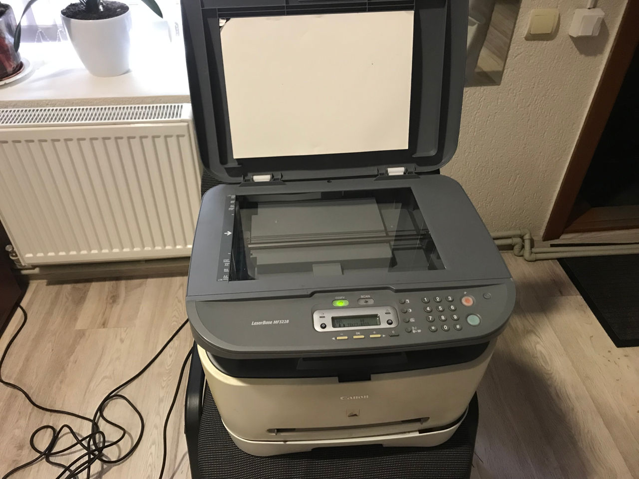 Принтер и сканер МФУ лазерное Canon LaserBase MF3228, ч/б, A4 Printer ...