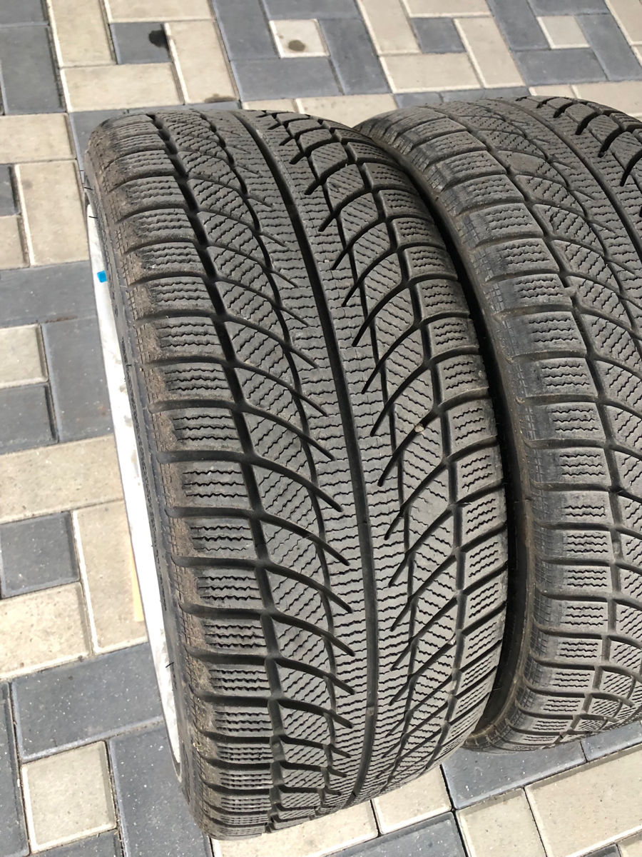 Doua anvelope de iarna 225/40/R18