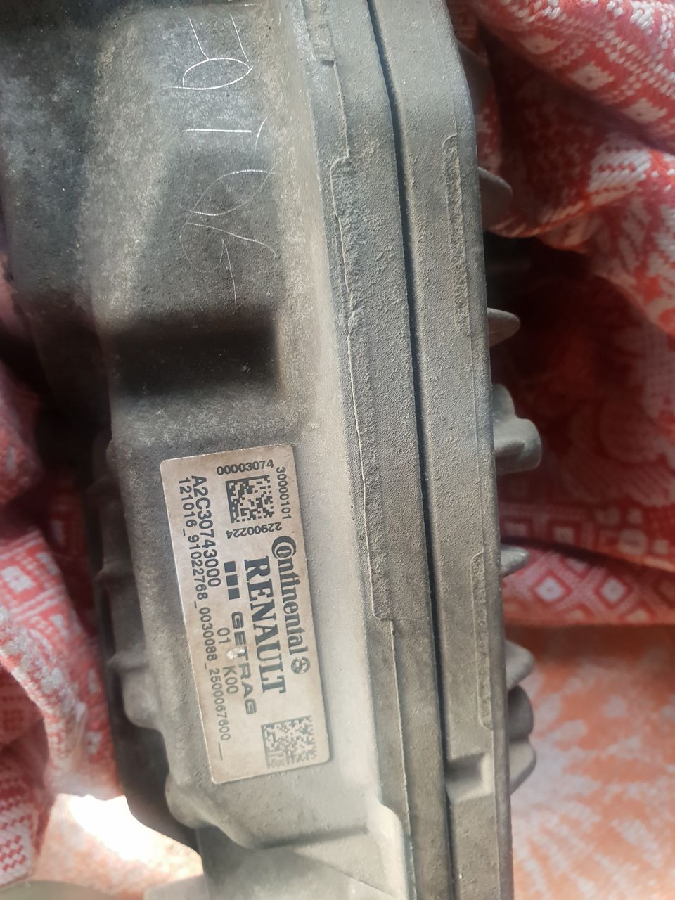 Блок АКПП EDC DC4 на Renault 310320749R