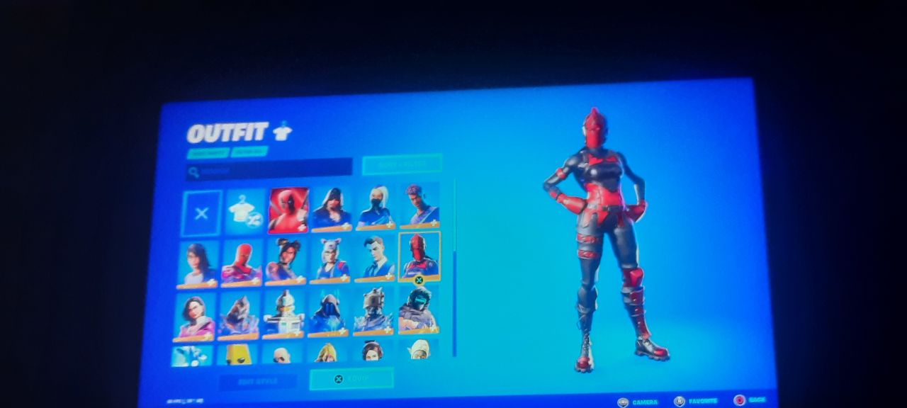 Vând cont de fortnite