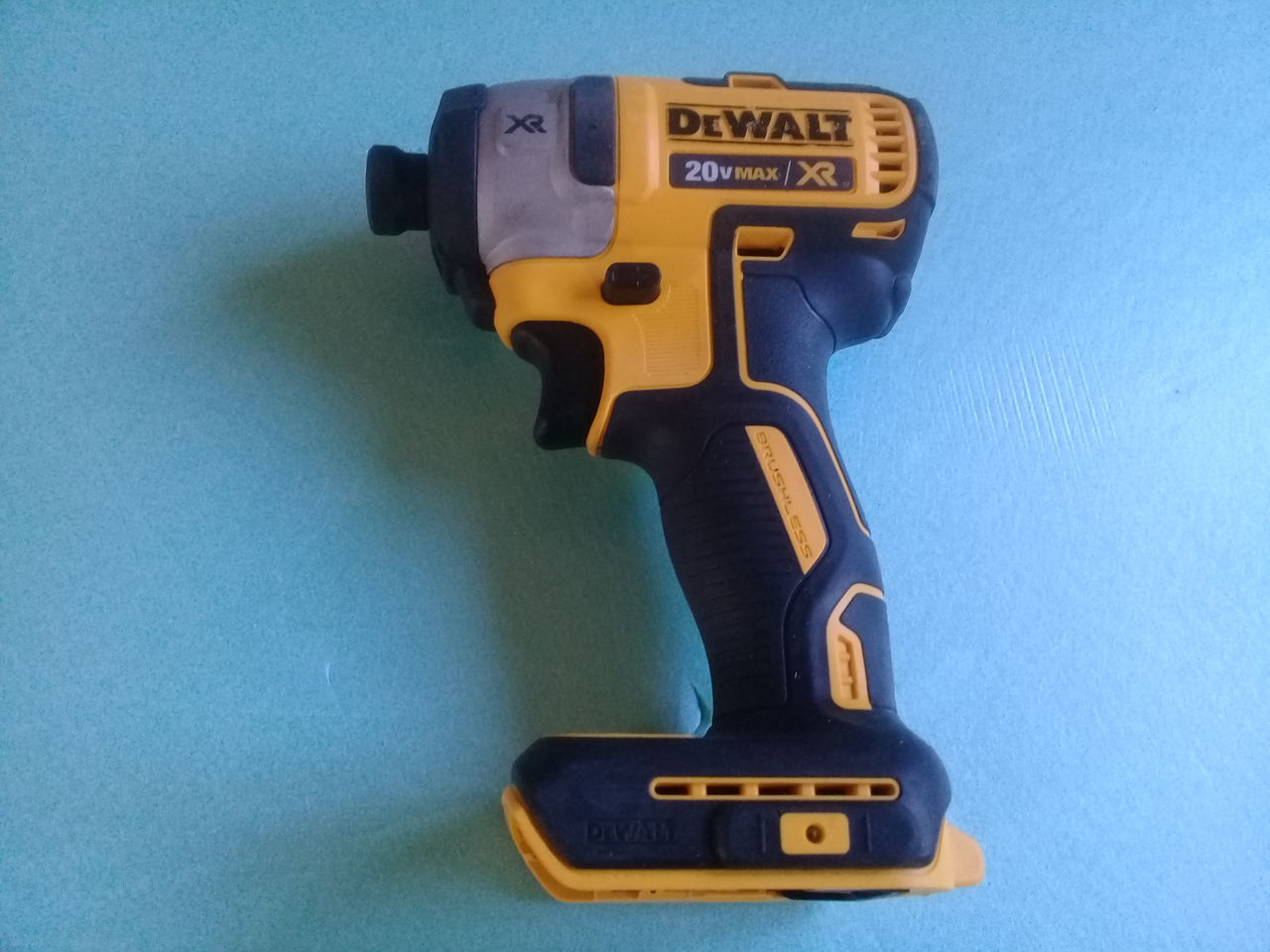 Dewalt dcf 887