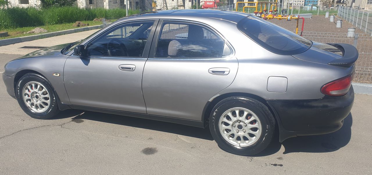 Mazda Xedos