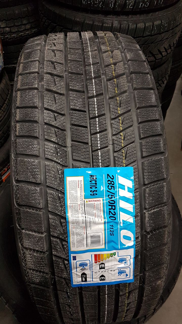 285 50 R20 HILO(goodyear) winter/ livrare