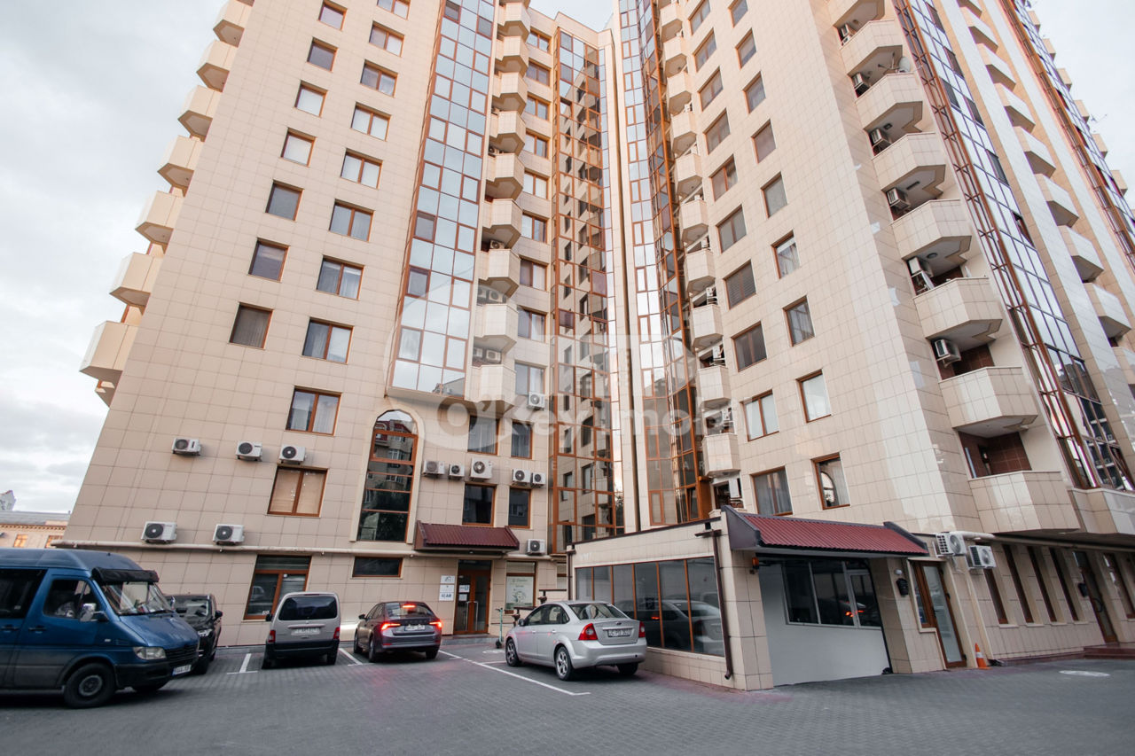 Vânzare! Oficiu, 149 mp, reparație euro, Centru.