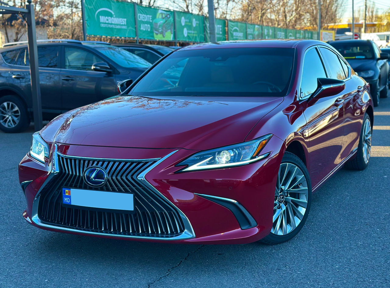 Lexus ES Series an. 2021 cu rulaj 46000 km, Hybrid, 29499