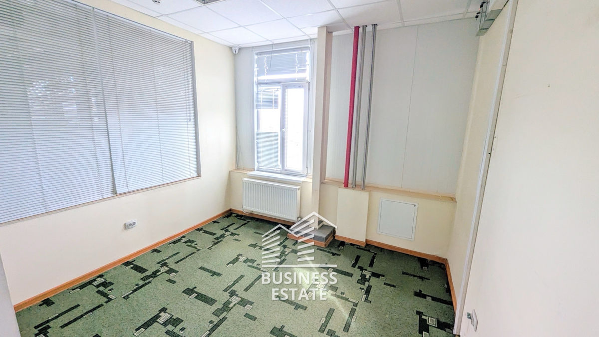 Chirie! Depozit + Oficii 330 m2. Buiucani, bd. Alba-Iulia!