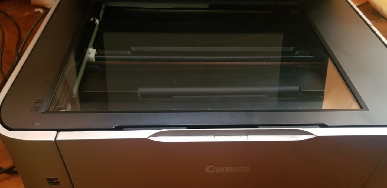 Printer canon mp 630 imprimanta la piese 200lei Принтер 200леи на запчясти