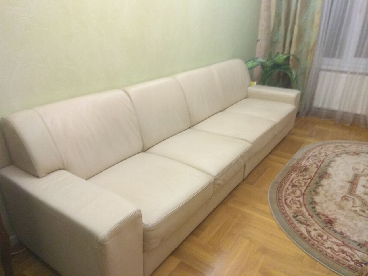 Canapea extensibila din piele naturala!