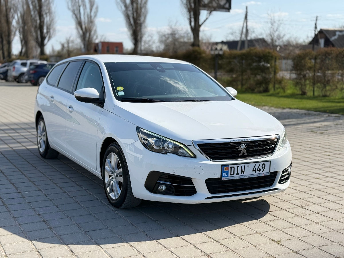 Peugeot 308 an. 2019 cu rulaj 175000 km, Diesel, 8000