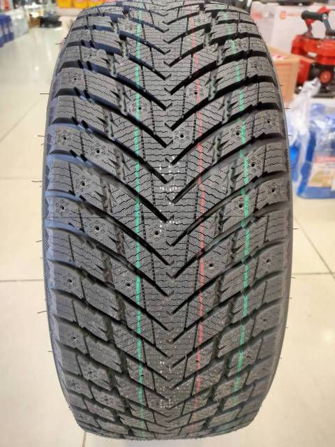 265/35 R18 + 245/40 R18 Arivo Ice Claw ARW7 - Anvelope de iarna 2025
