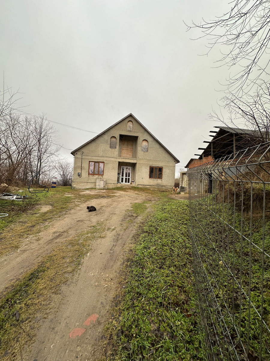 Se vinde casa în Anenii Noi