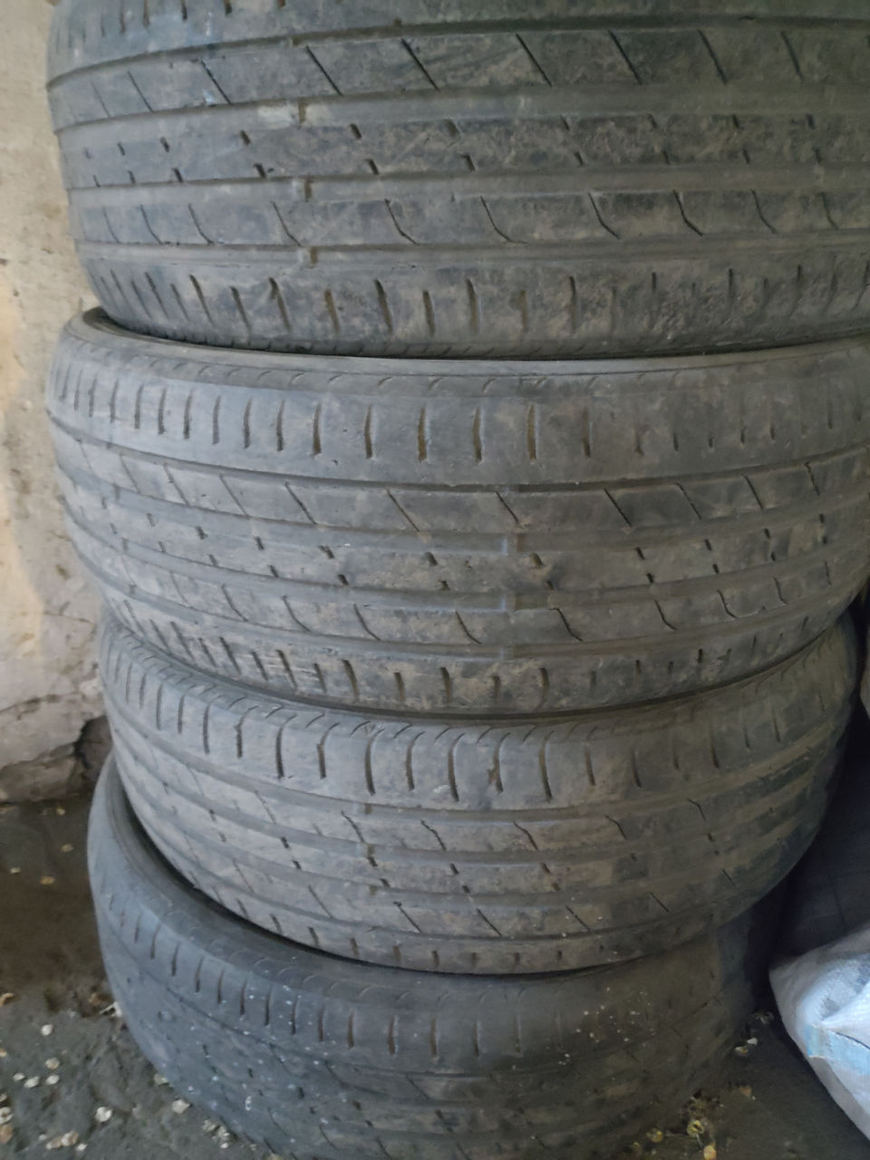 235/55 r19