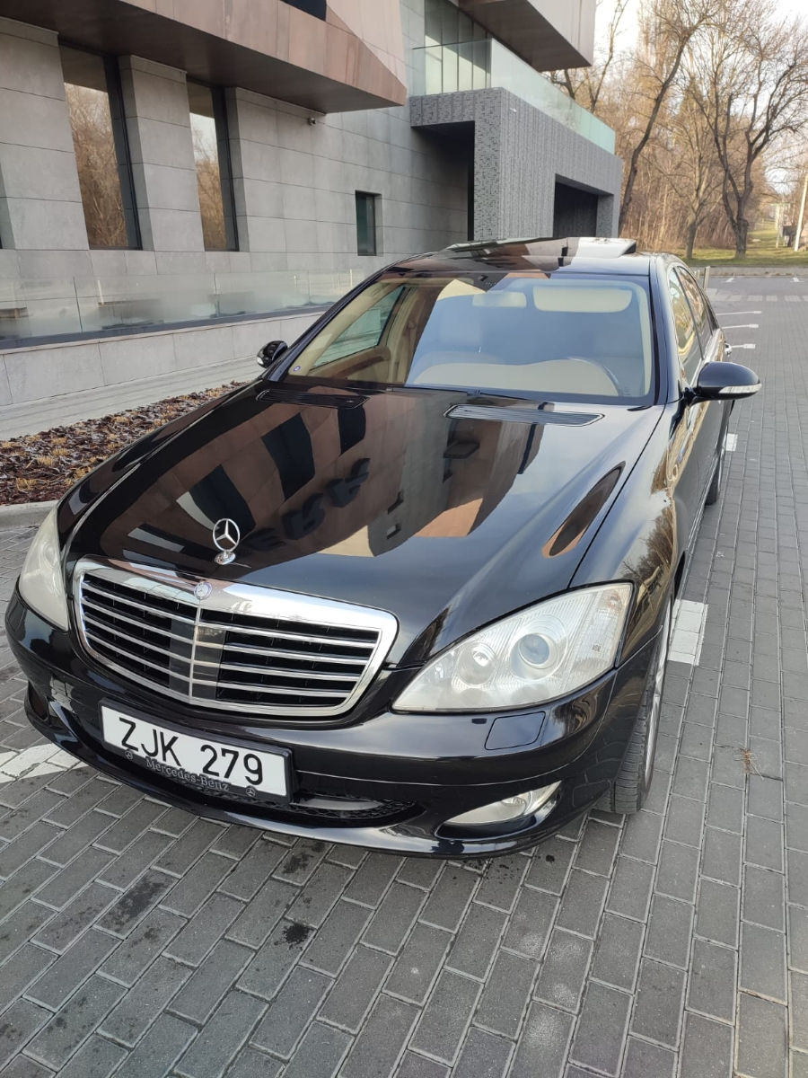 Mercedes S-Class