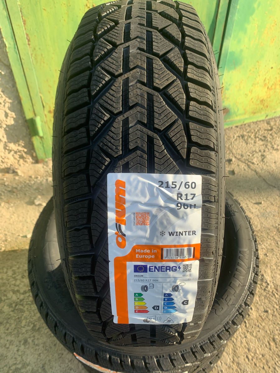 Anvelope Iarna 215/60R17