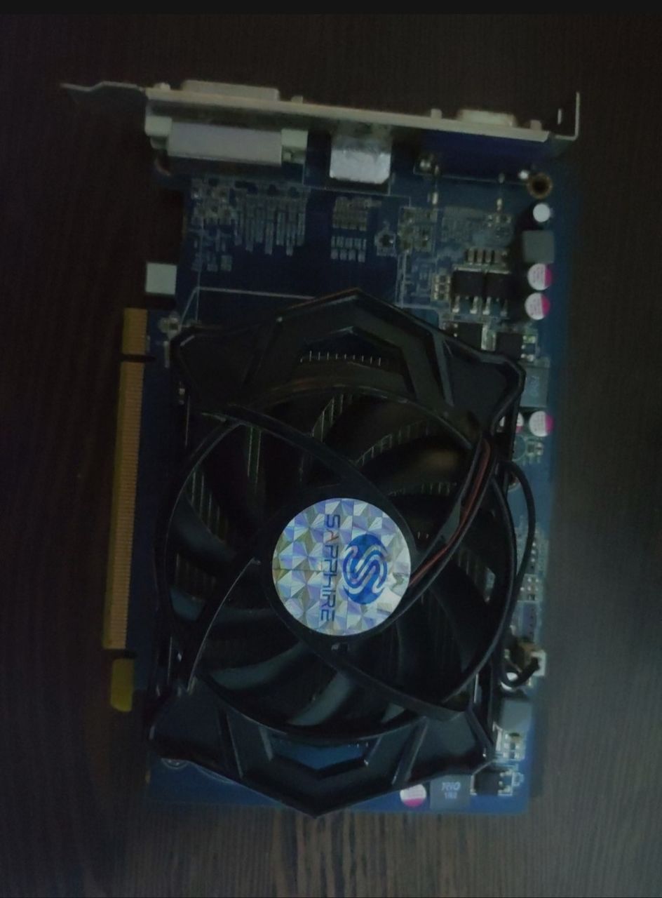 AMD Radeon HD 5570