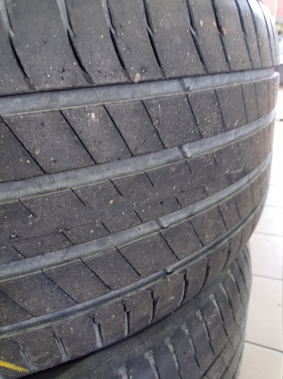 275 50 20 Vara Michelin