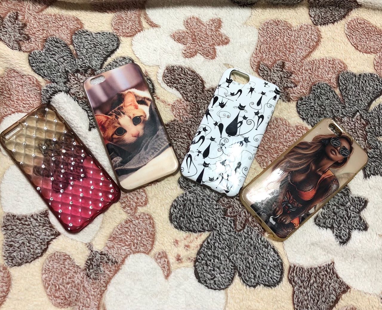 Чехлы для iPhone 6/6s