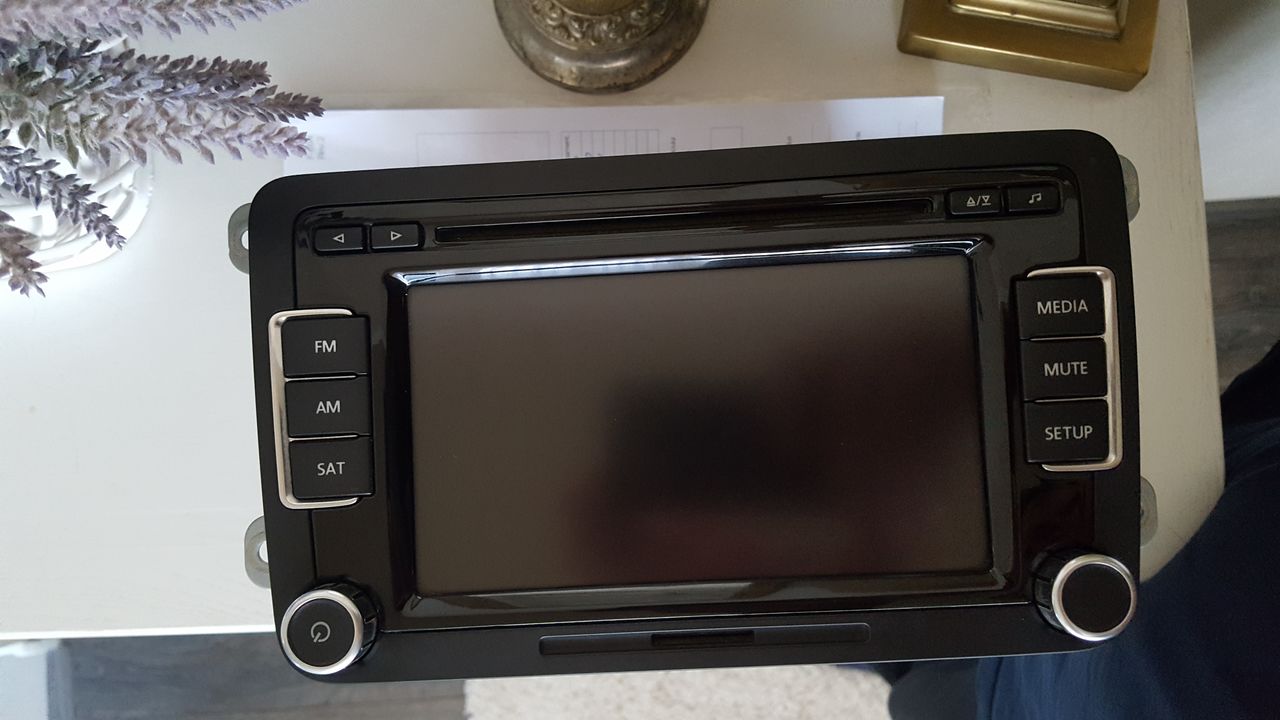 VW RCD 510 Skoda RNS 310