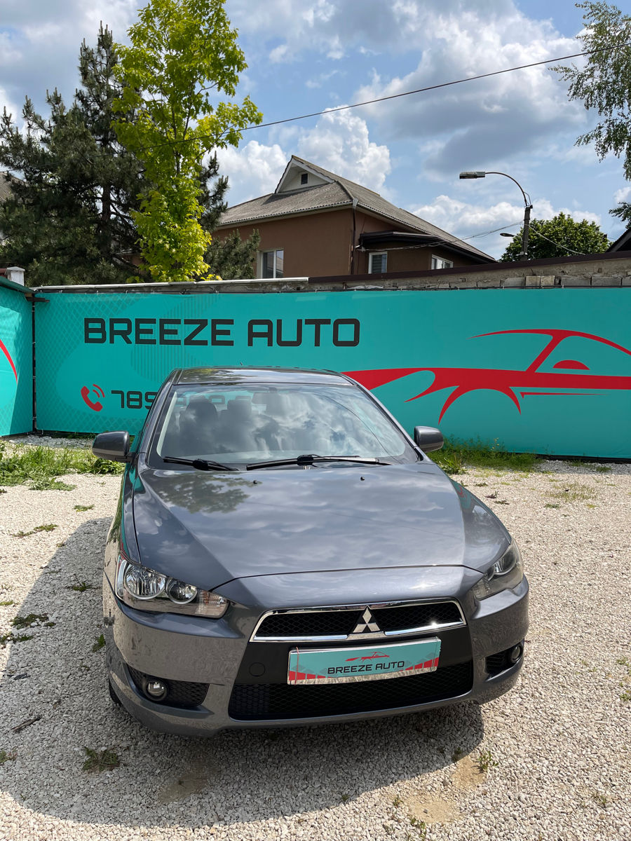 Mitsubishi Lancer an. 2008 cu rulaj 190000 km, Benzină, 5650