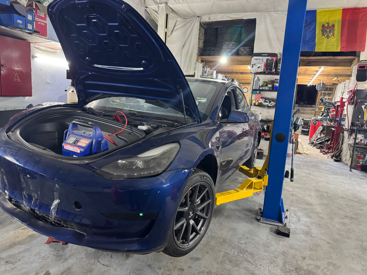Tesla M3 2021