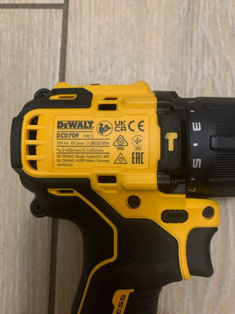 DeWALT DCD709
