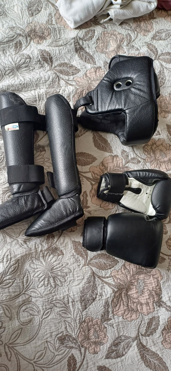 Echipament kickboxing