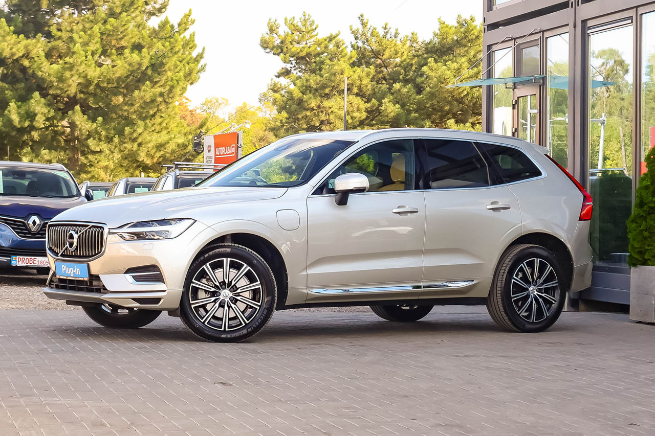 Volvo XC60 2018 г. с пробегом 146100 км, Плагин-гибрид (бензин), 28950