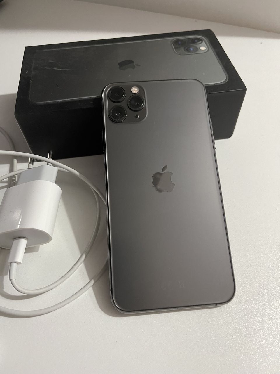 iPhone 11 Pro Max 64 GB
