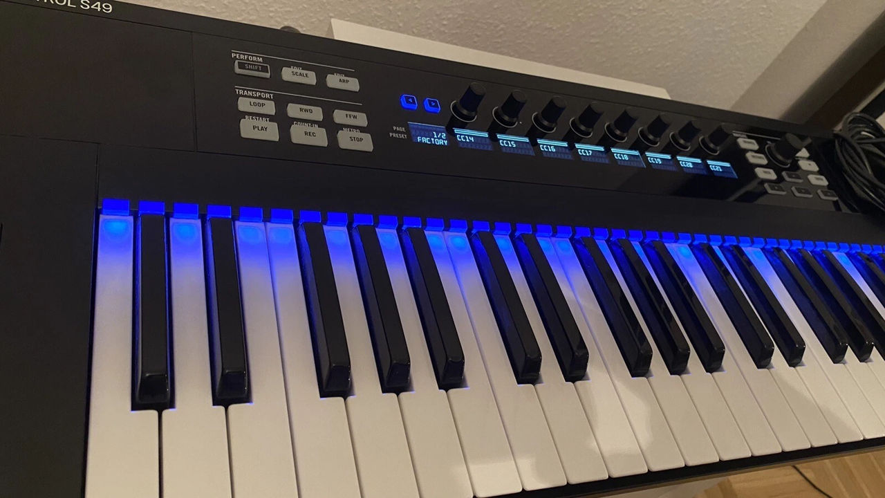 Native Instruments Keyboard Komplete Kontrol S49 (MK1)