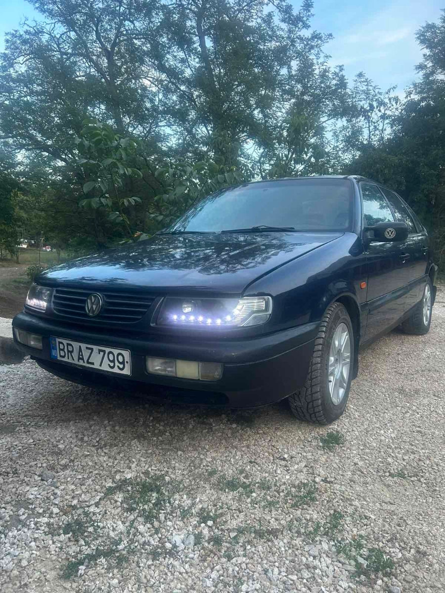 Volkswagen Passat 1995 г. с пробегом 11 км, Бензин, 25000 MDL