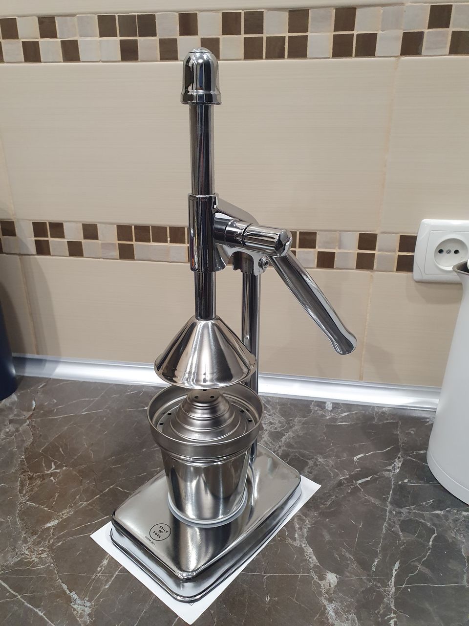 Соковыжималка цитрусовых