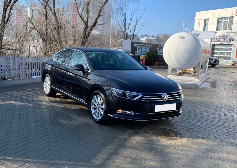 Volkswagen Passat - Chirie Masini Chisinau,