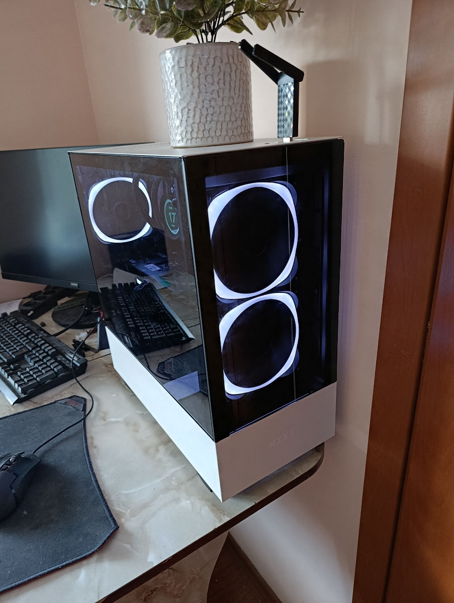 NZxT H510 Elite RGB