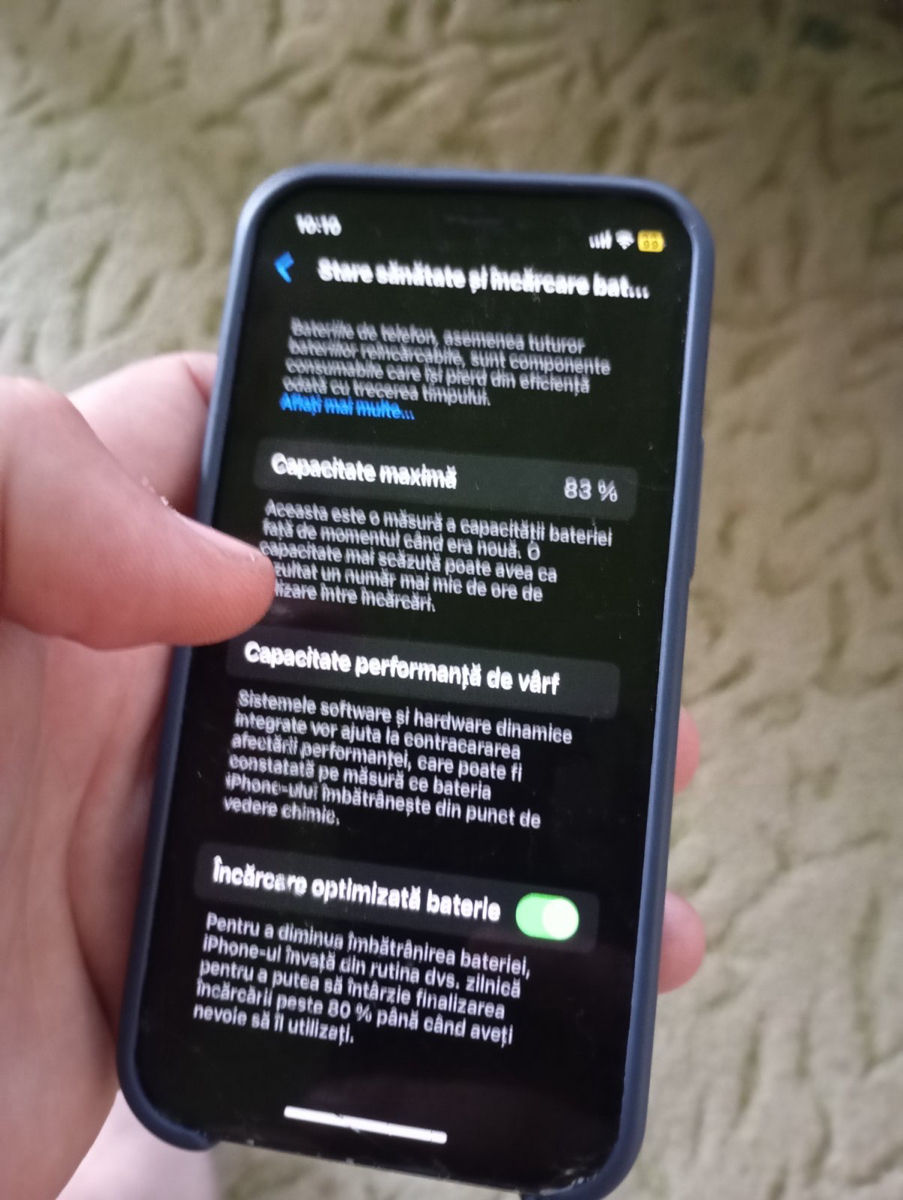 Iphone 12 mini 64gb 83% bateriestarea pe poze 2800 lei Bubuieci