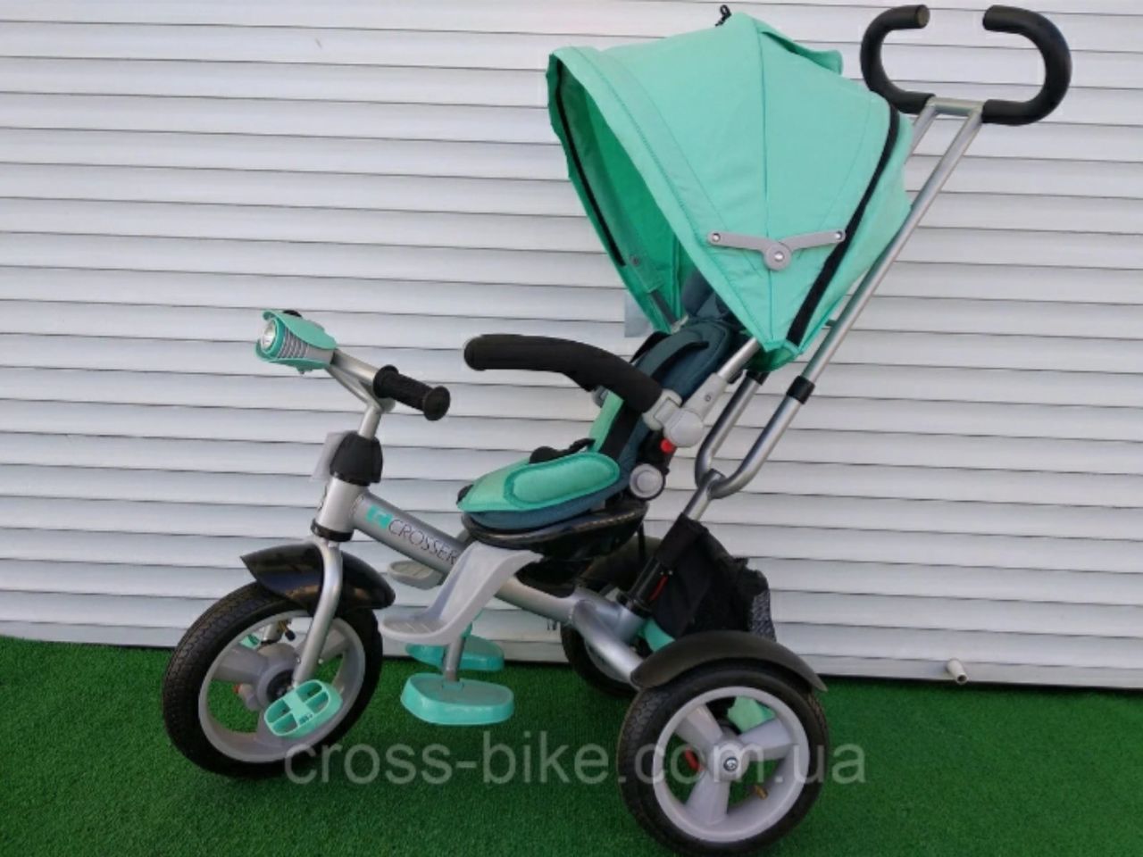 Crosser