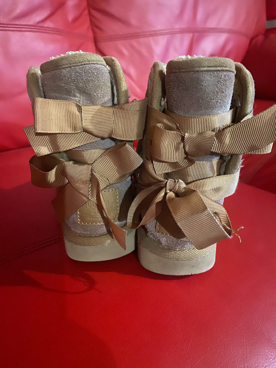 Papucii pentru fetite