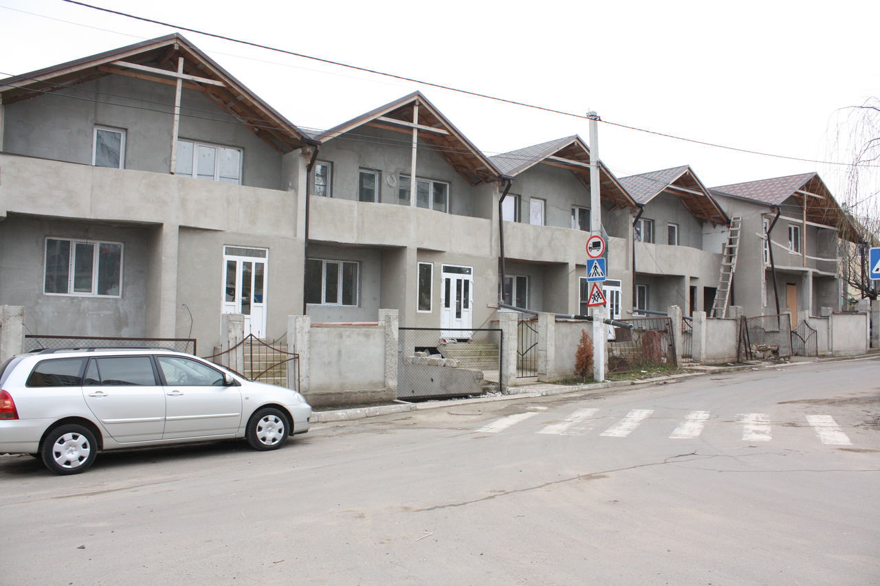 casa in Stauceni