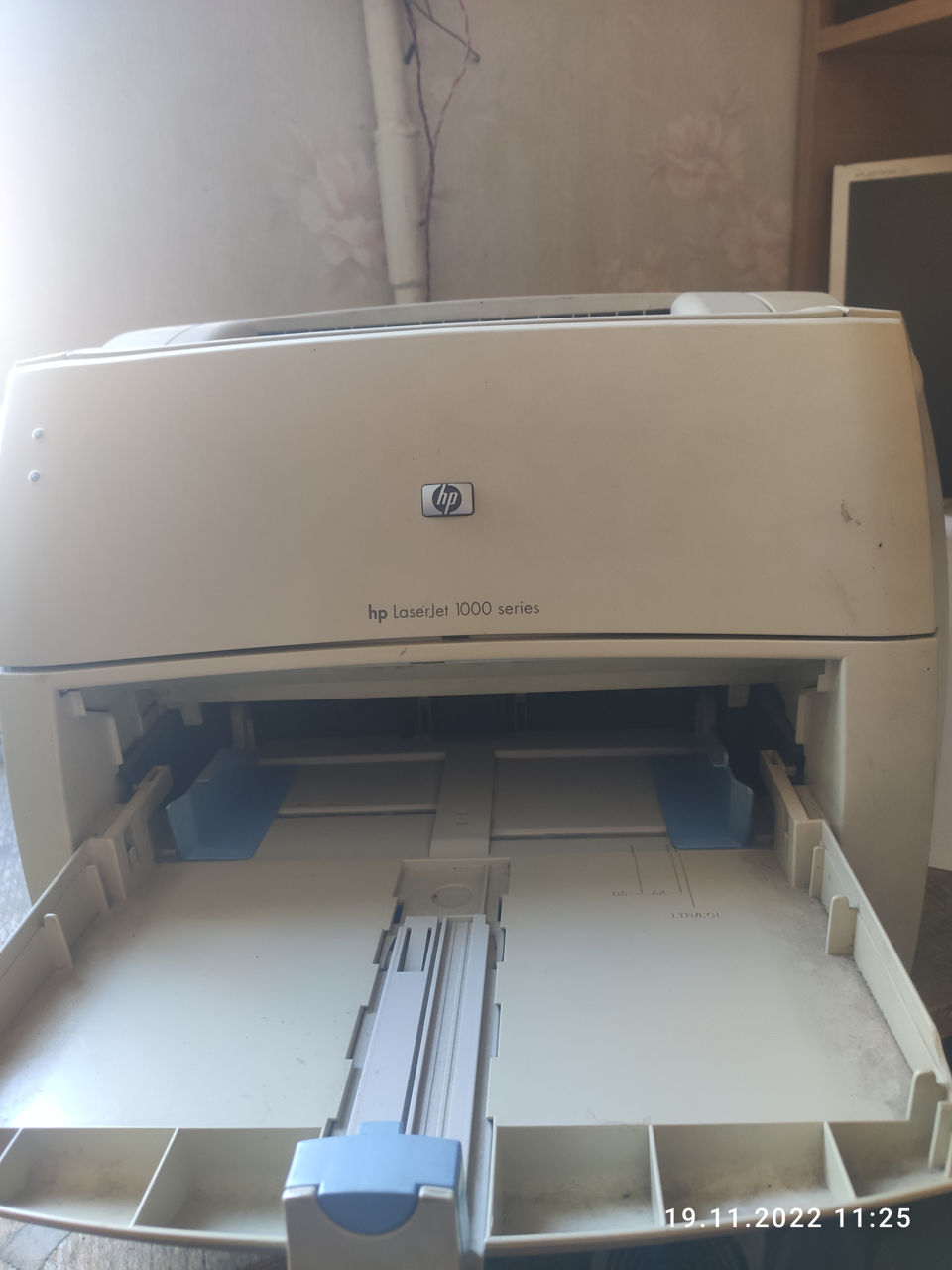 Два лазерных HP LaserJet 1000 и HP LaserJet 1010