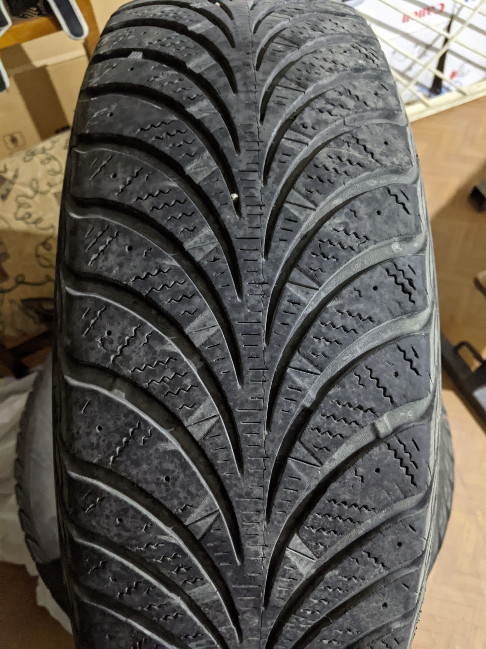 Anvelope iarna GOOD YEAR r15 185/65