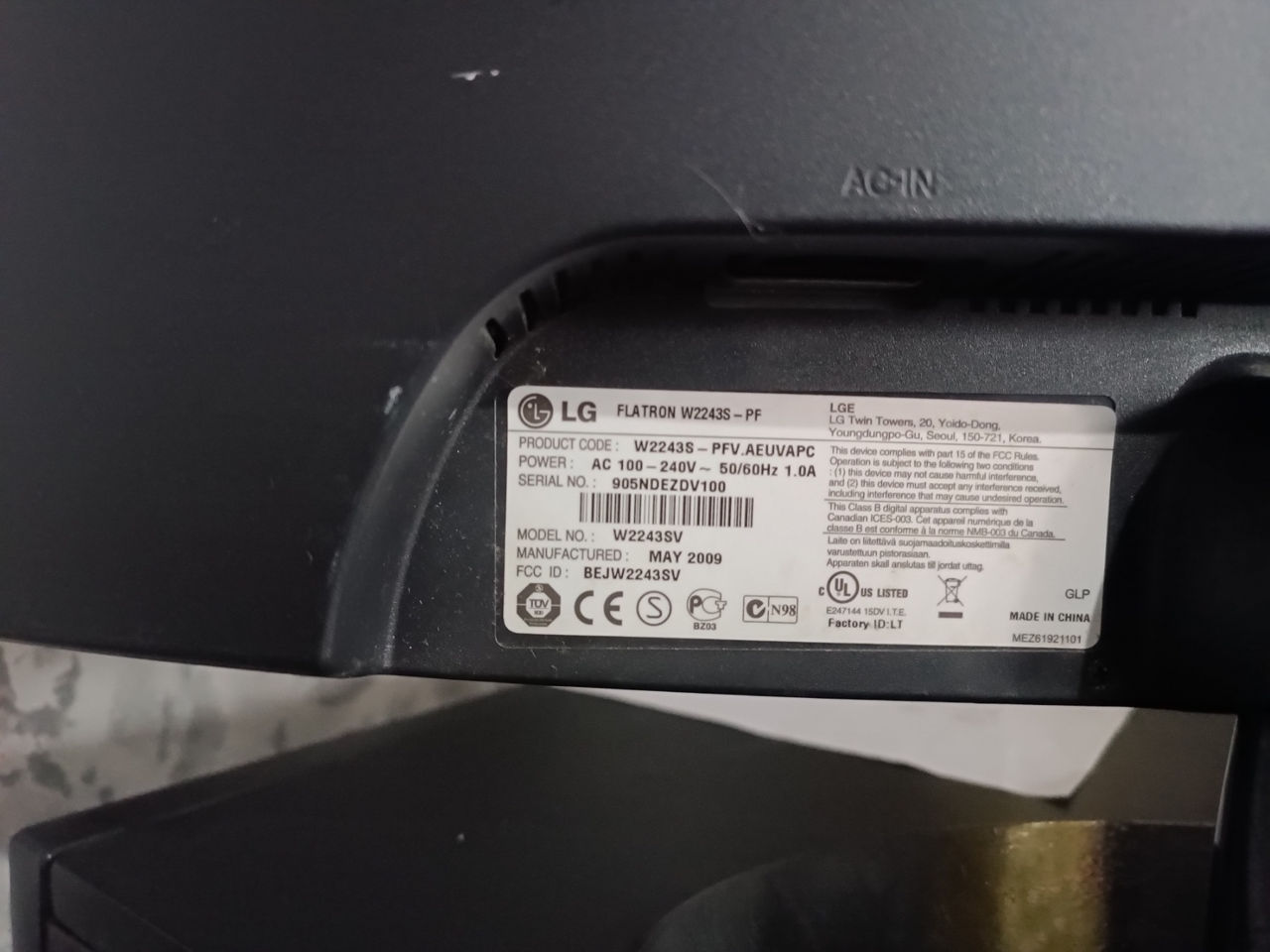 LG Flatron W2243S PF LG Flatron W2243S PF