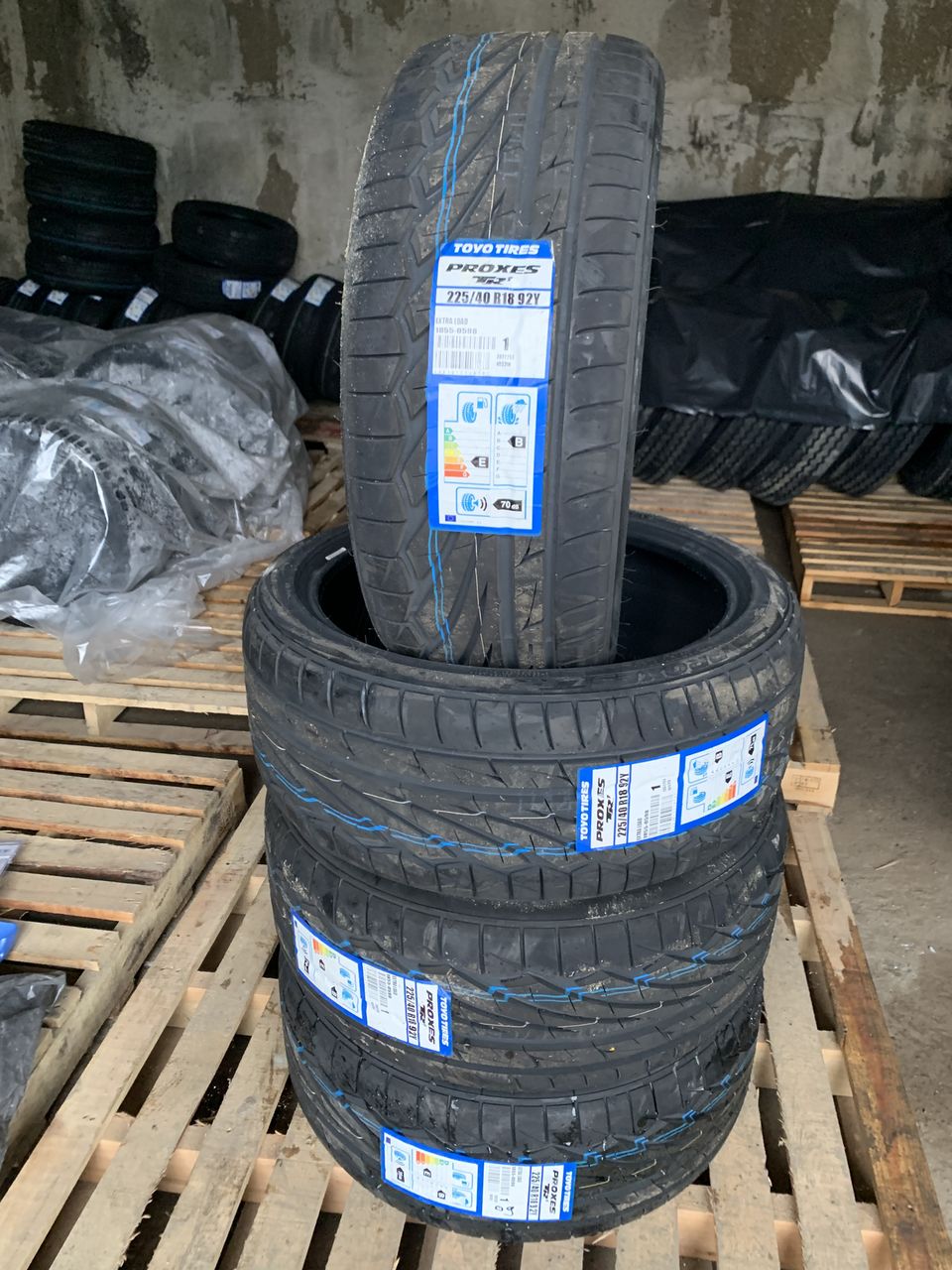 Anvelope Toyo 225/40R18