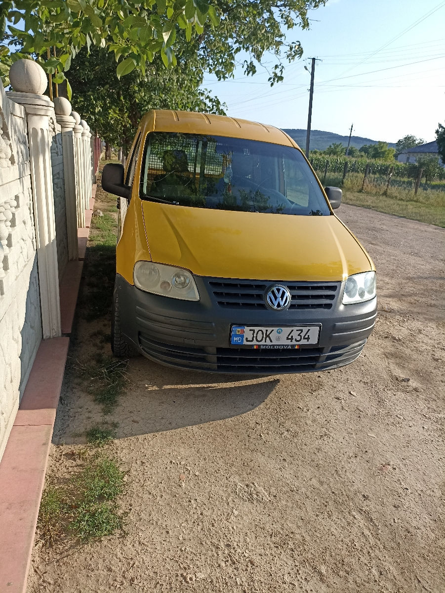 Volkswagen Caddy an. 2005 cu rulaj 35000 km, Diesel, 3000