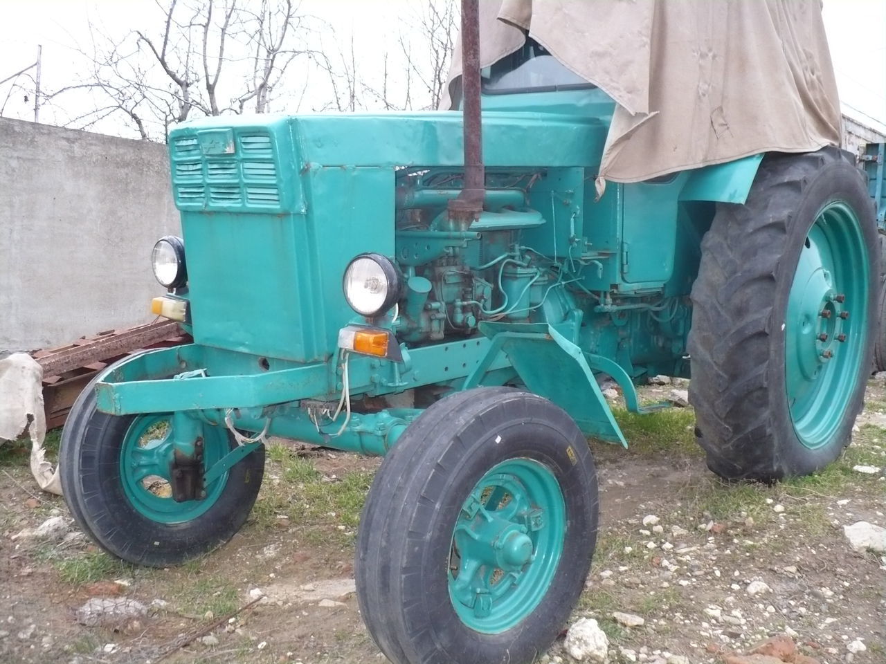 Se vinde tractor t-40 !!! si piese pentru tractor