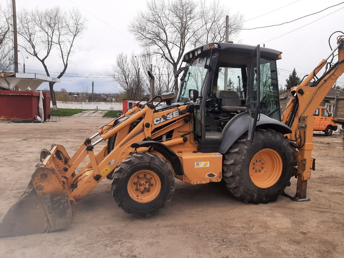 Buldoexcavator case 590sr 2004