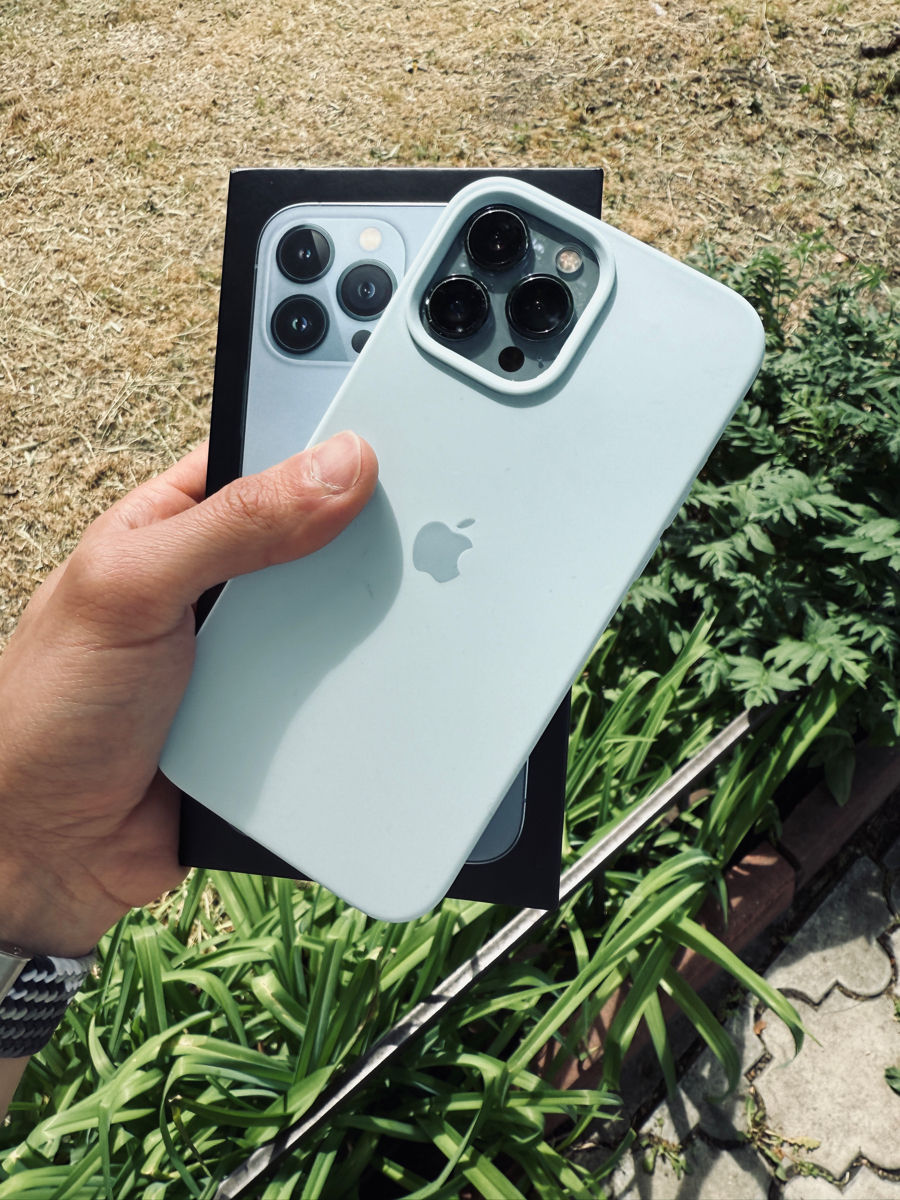 Vind/ Schimb iPhone 13 Pro Max