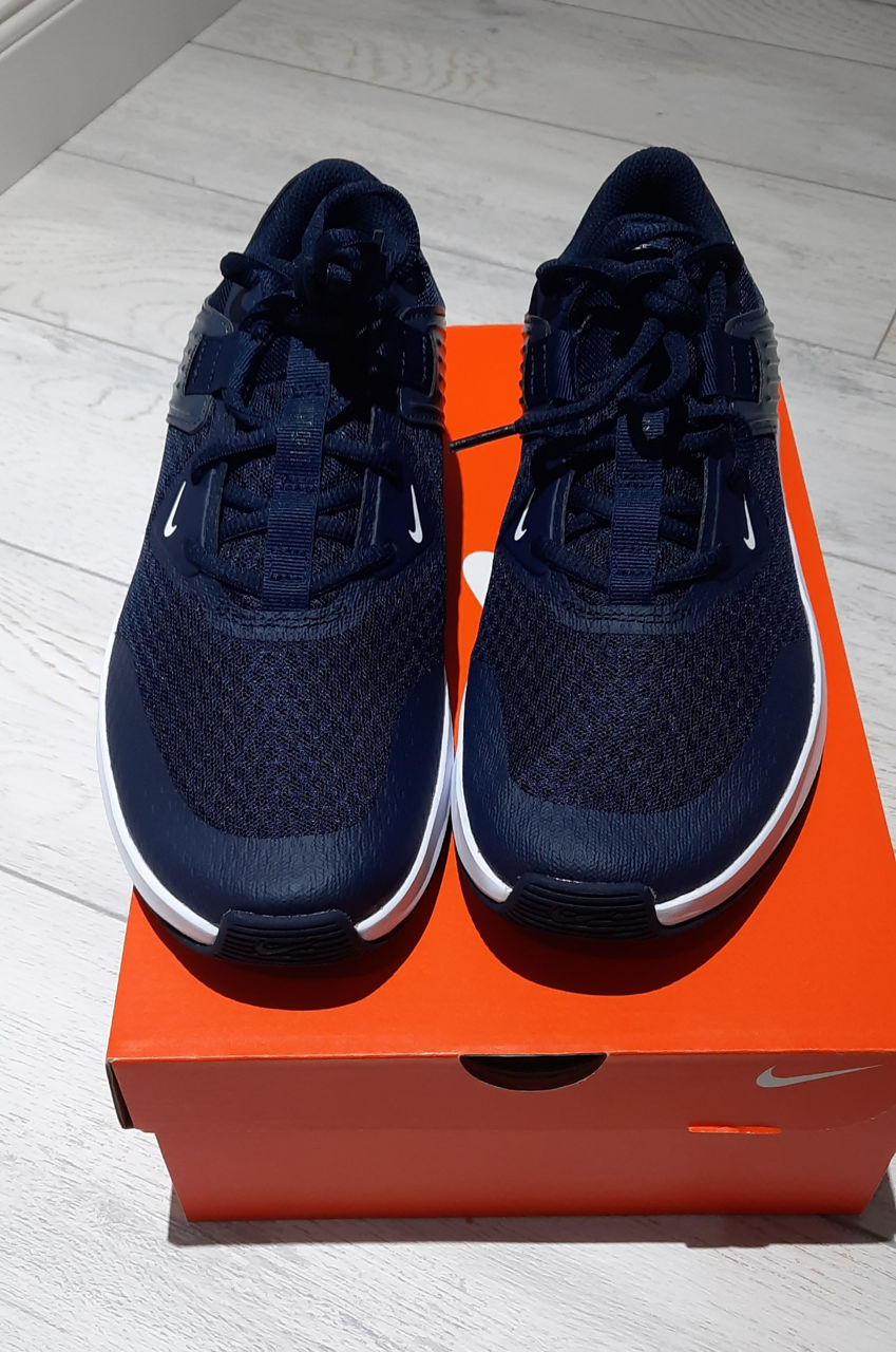 Nike Mc original, noi. Marimea 44, talpa 28 cm.