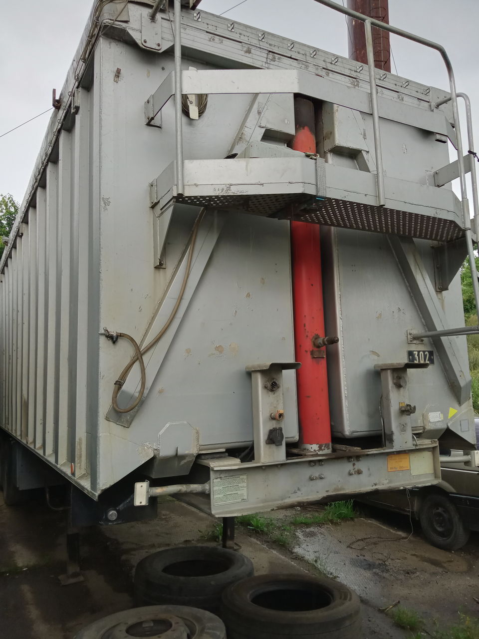 Samosval 60kubov idealnom sostoyanii