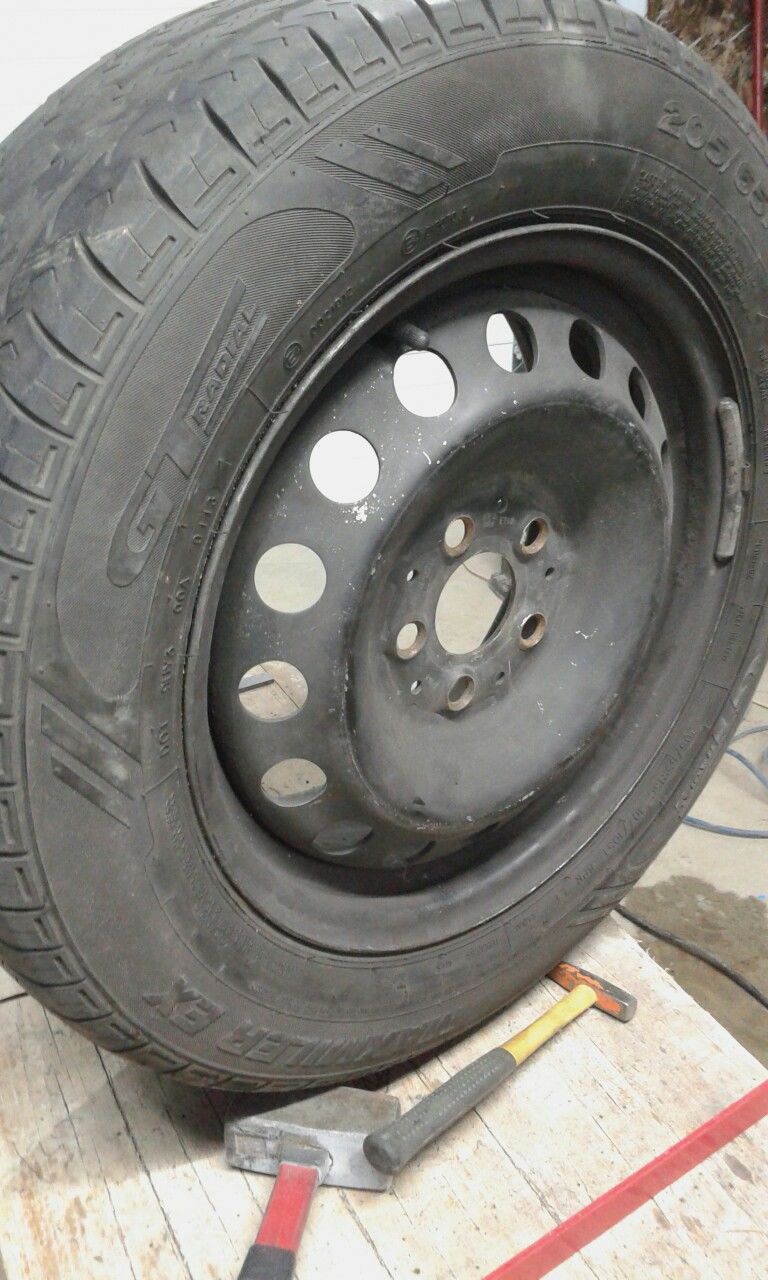 vînd anvelope tot cu discuri vito viano 205/65/16C